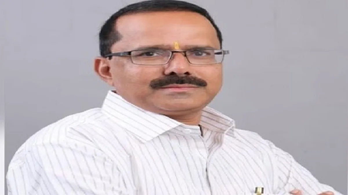 Government official loses job for hiding third child, violating State's ...